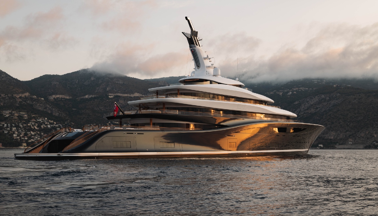 Bill Gates vende il suo yacht di lusso Breakthrough da 645 milioni di ...
