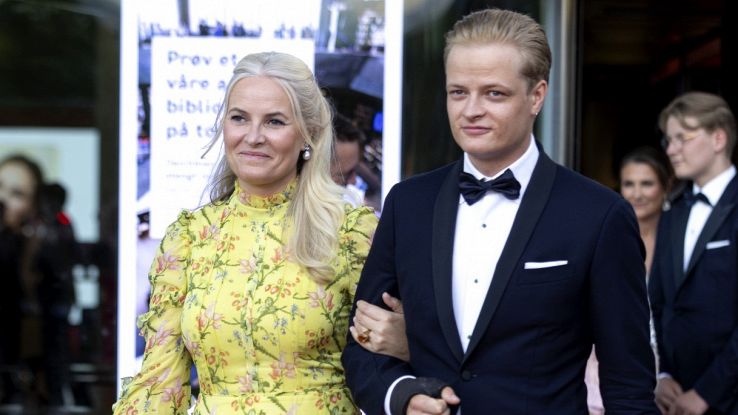 Chi è il figlio della principessa Mette-Marit accusato di stupri e 32 reati, Marius Borg Hoiby ...