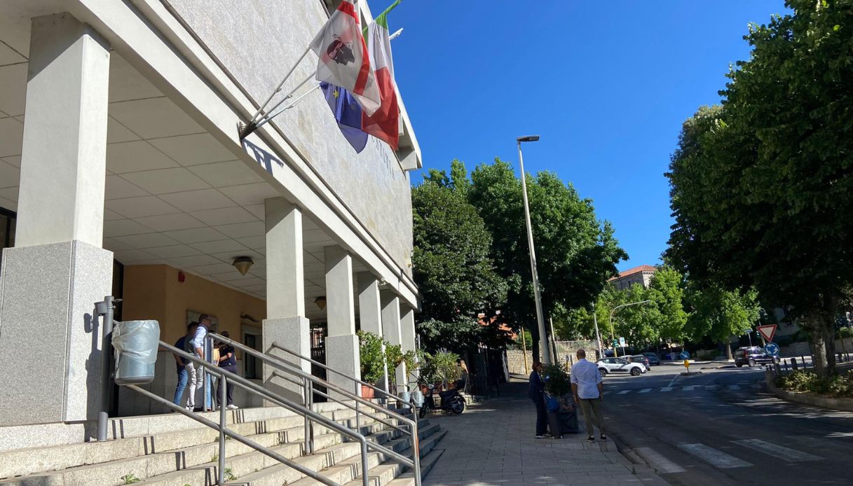 Processo Ciro Grillo, condanna a 8 anni per violenza sessuale: pena ...