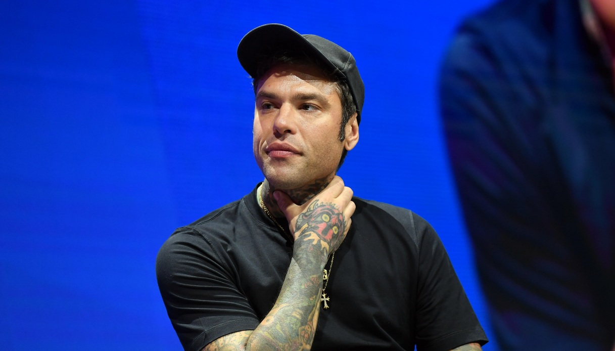 Fedez nella bufera per la strofa su Jannik Sinner paragonato a Hitler ...