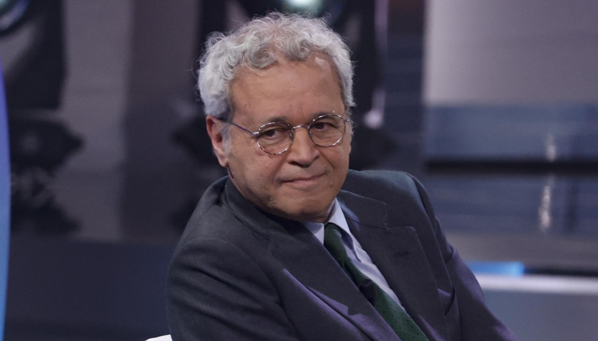 Enrico Mentana nega che a Gaza ci sia un genocidio da parte di Israele ...
