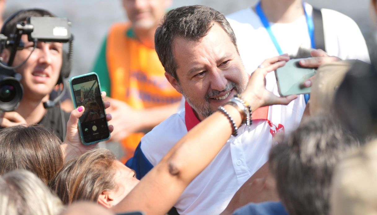 Salvini a Pontida, tutto quello che ha detto il leader della Lega dai ...