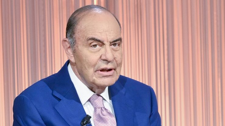Bruno Vespa "infame", scritta trovata nell'ascensore della sede Rai a ...