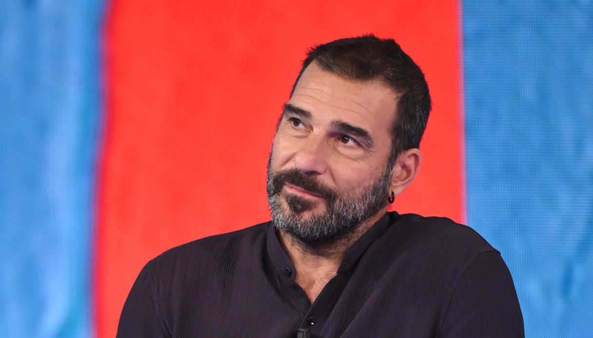 Edoardo Leo racconta Mattia Piccoli in "Per te", la storia del 12enne che ha accudito il padre ...