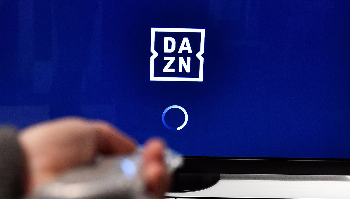 Dazn lancia l'offerta per il Black Friday, 19,99 euro al mese per 3 ...