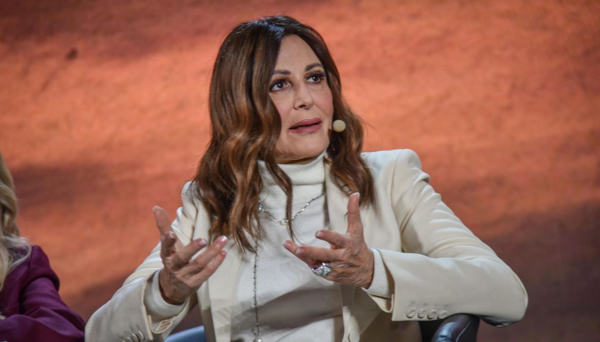 Daniela Santanchè minacciata di morte sui social, la denuncia del ...