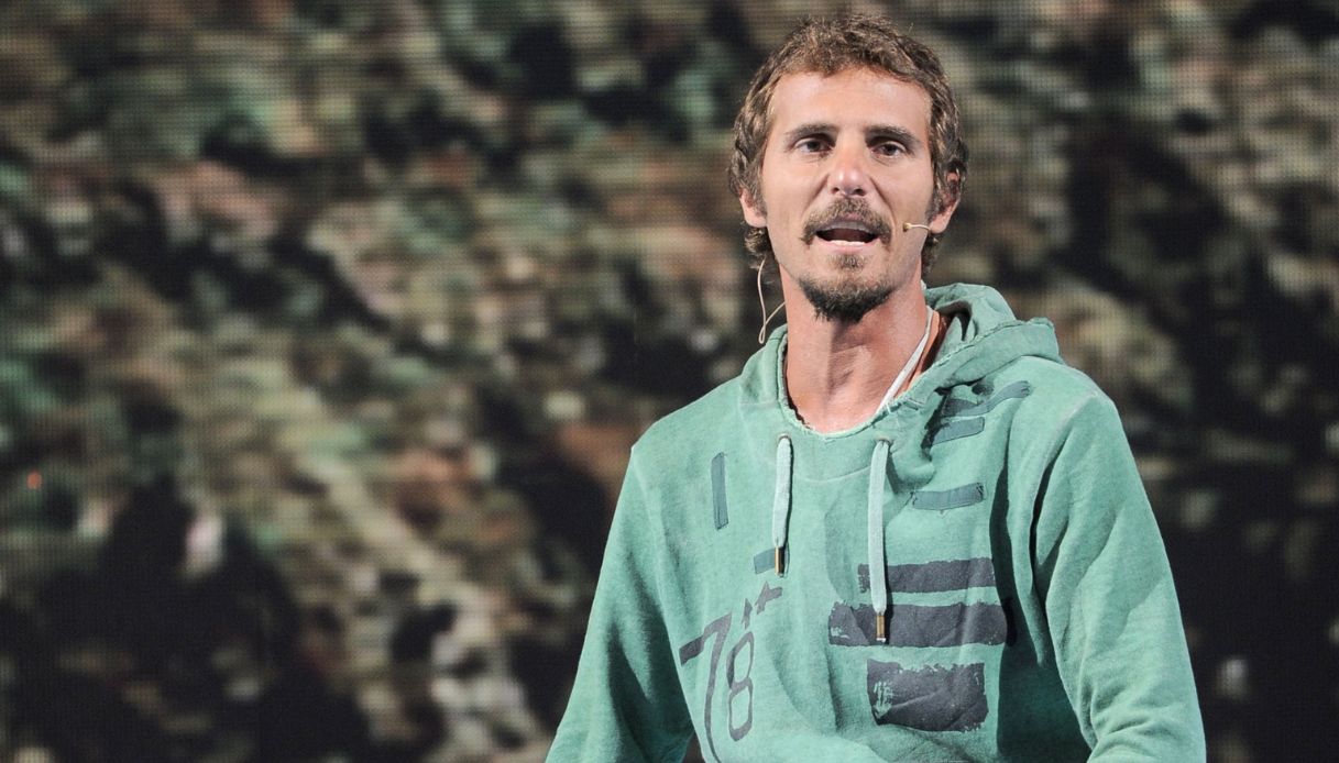 Laerte Pappalardo ricorda l'anoressia e il ricovero dopo essere sceso a ...