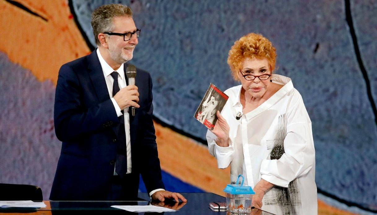 Per il funerale Ornella Vanoni aveva deciso già tutto dalla bara al vestito, dove finiranno le ...