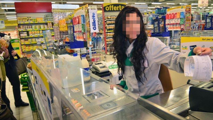 Test del finto cliente al Pam, licenziati 3 cassieri a Siena e Livorno ...