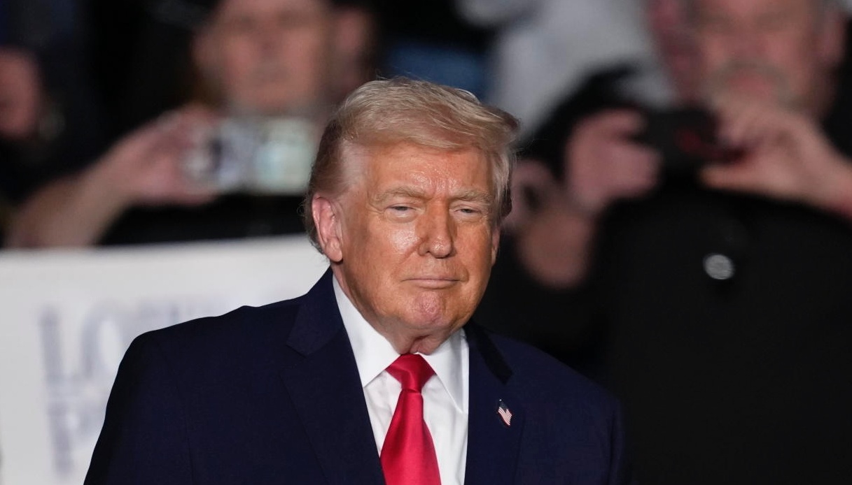 Donald Trump annuncia "un po' di de-escalation" sull'Ice, cosa c'è ...