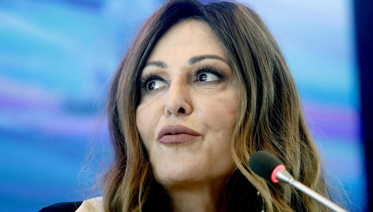 Daniela Santanchè si dimette e scrive alla premier Giorgia Meloni ...