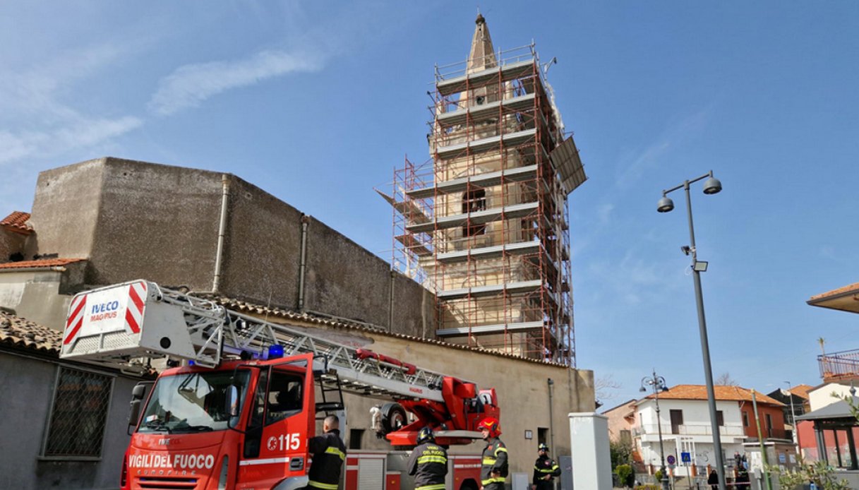 Terremoto a Ragalna vicino Catania con scossa di magnitudo 4,5, sciame ...