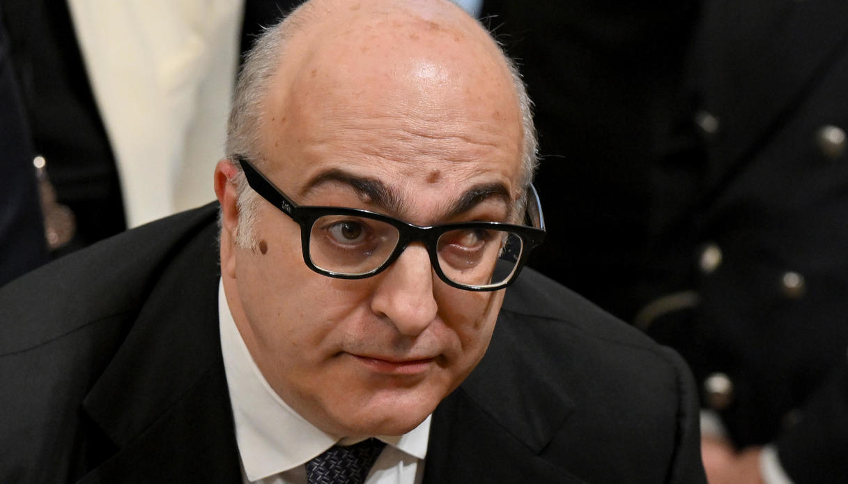 Mario Sechi licenziato da Libero Quotidiano, addio al veleno con ...