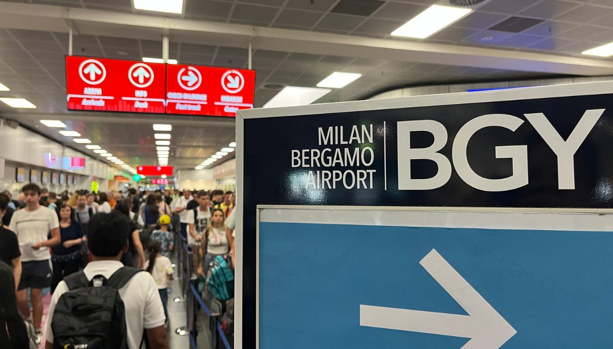 Auto smontate nei parcheggi vicini all'aeroporto di Orio al Serio ...
