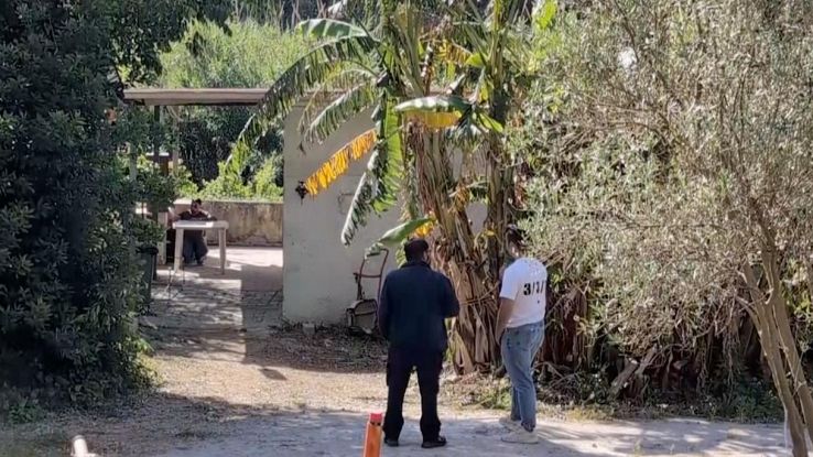 A Palermo 16enne uccide un uomo e si costituisce, "Mi sono difeso da ...