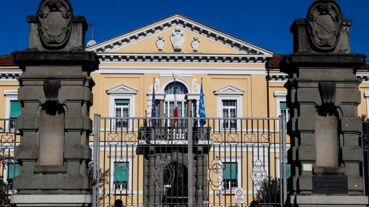 Ebola, medico torna in Italia dal Congo e va in quarantena allo ...