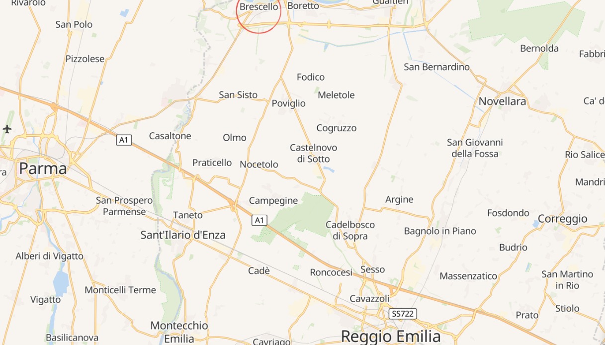 A Brescello vicino Reggio Emilia auto investe due ragazzi in bici ...