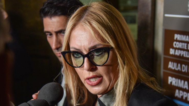 Tentato suicidio della mamma di Andrea Sempio, ira di Roberta Bruzzone ...