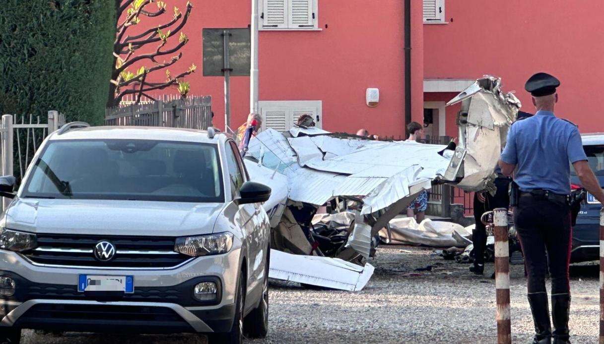 Ultraleggero caduto a Valbrembo, l'istruttore Daniel Taino morto a 26 ...