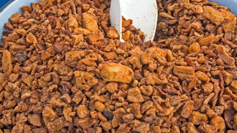 Cicoli napoletani: cosa sono, ingredienti, come si mangiano | PG Magazine