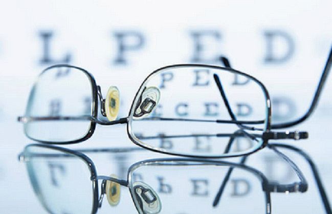 Dott. Tommaso Micelli Ferrari cura l'astigmatismo | Bari | PG Magazine