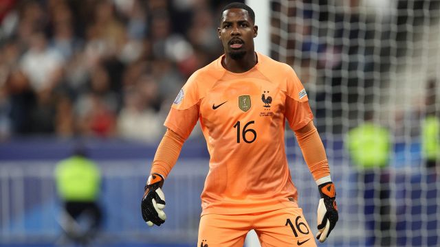 Milan, infortunio Maignan: ecco quanto starà fermo il portiere francese