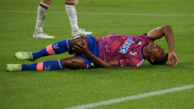 Juventus, Allegri conta gli assenti e non guarda i precedenti