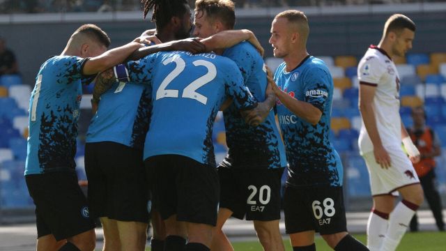 Il Napoli supera il Torino, i tifosi esaltano Anguissa e sognano lo ...