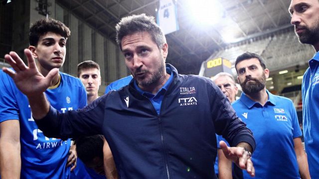 Mondiali Basket, Pozzecco sfida Pacquiao e diventa virale. Banchero ...