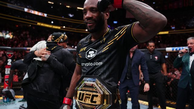 UFC 296, Edwards resta campione: battuto Covington, Trump imbarazzato ...