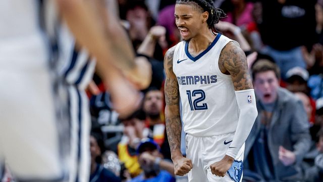 NBA, Morant di nuovo al centro del mirino: l’esultanza a New Orleans diventa un caso