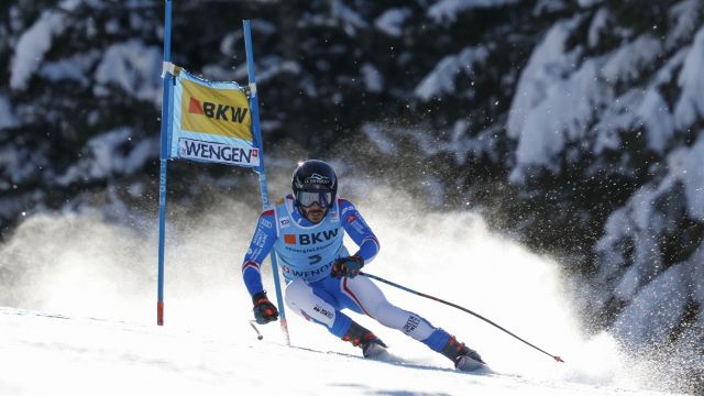 Sci, SuperG Wengen: Sarrazin più forte di Odermatt. Trionfa il francese ...