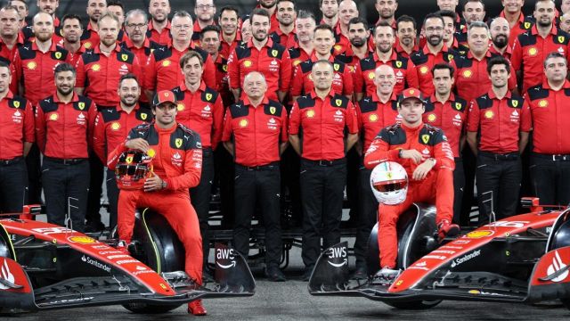 F1 Ferrari, presentata la SF-24: pochi fronzoli, solo video e foto. Le ...