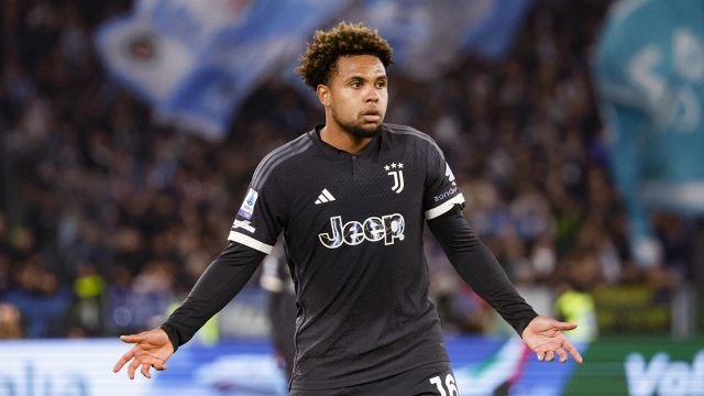 Juve, furia Giuntoli: McKennie rischia fine Bonucci, Allegri e De ...