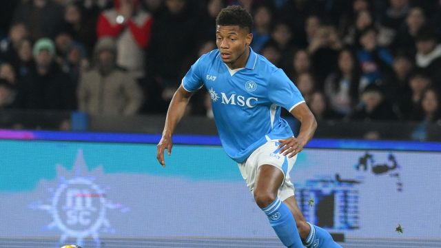 Napoli, Neres: 40 giorni di stop e niente Inter. Conte studia le ...