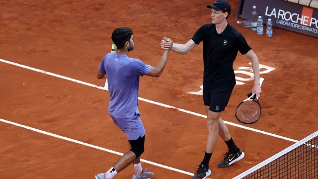 Sinner-Alcaraz, la finale del Roland Garros in chiaro: data, orario e dove vederla. Ha vinto Binaghi