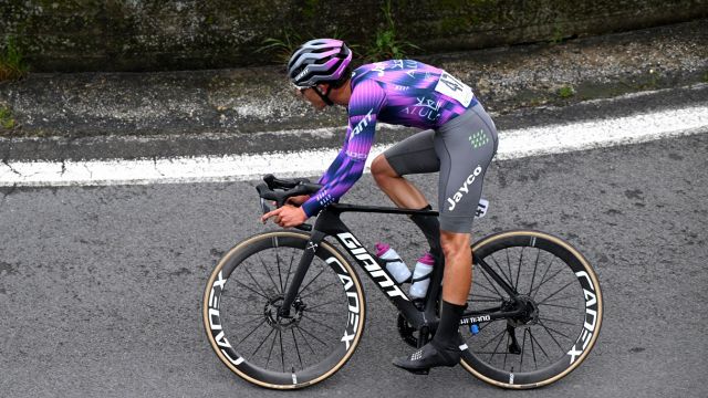 Samuele Privitera muore a 19 anni dopo la caduta al Giro della Valle d ...