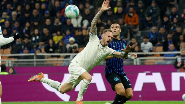 Inter-Lazio, moviola: l’arbitro inizia male e finisce peggio, si ...