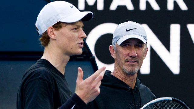 Sinner ritrova Cahill ma perde Vagnozzi al 1 Point Slam. Laver snobba ...