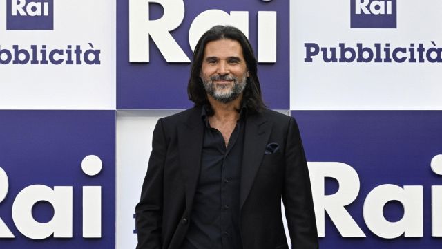 Adani fuori dalla Rai: l’indiscrezione virale. Da Caressa a Zazzaroni ...