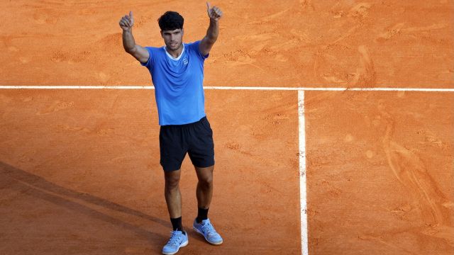 Montecarlo, Alcaraz impressionante: umilia Bublik e poi si scusa ...
