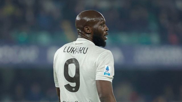 Napoli, Lukaku rompe il silenzio e risponde a Conte sui social: il ...