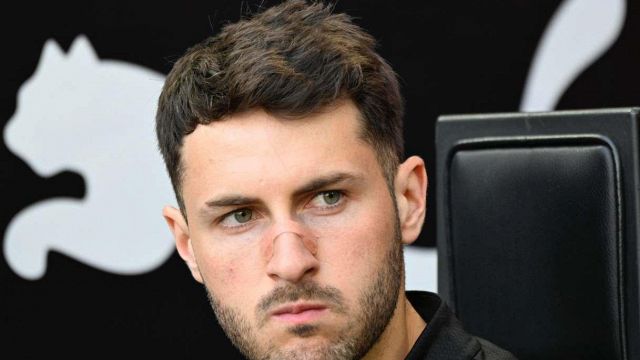 Mondiali, Gimenez non gioca neanche un minuto con il Messico. Dopo Leao ...