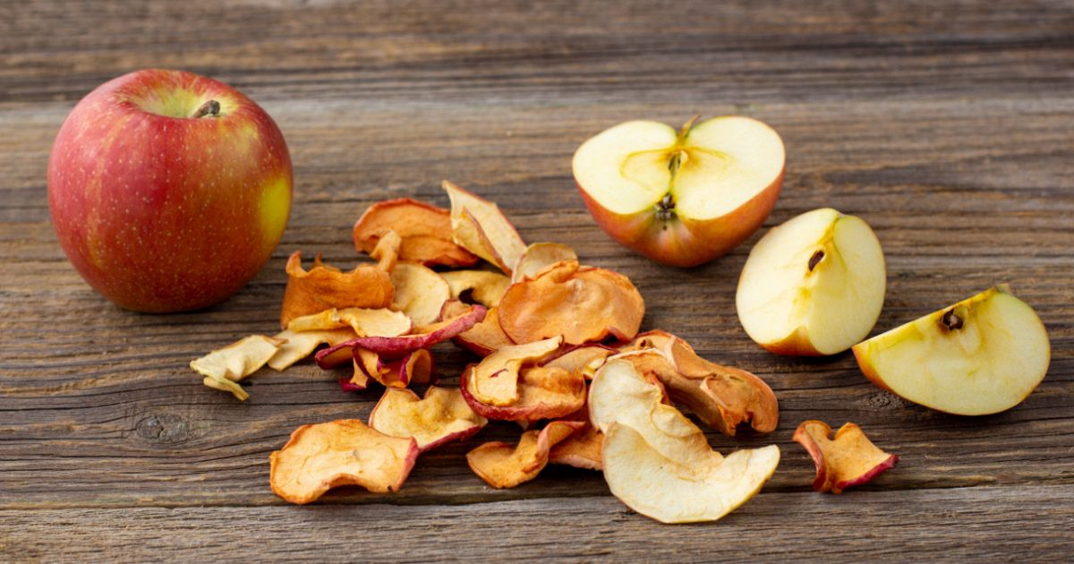 Come sarà il 2026? Scoprilo tagliando una mela: se i semi sono così ...