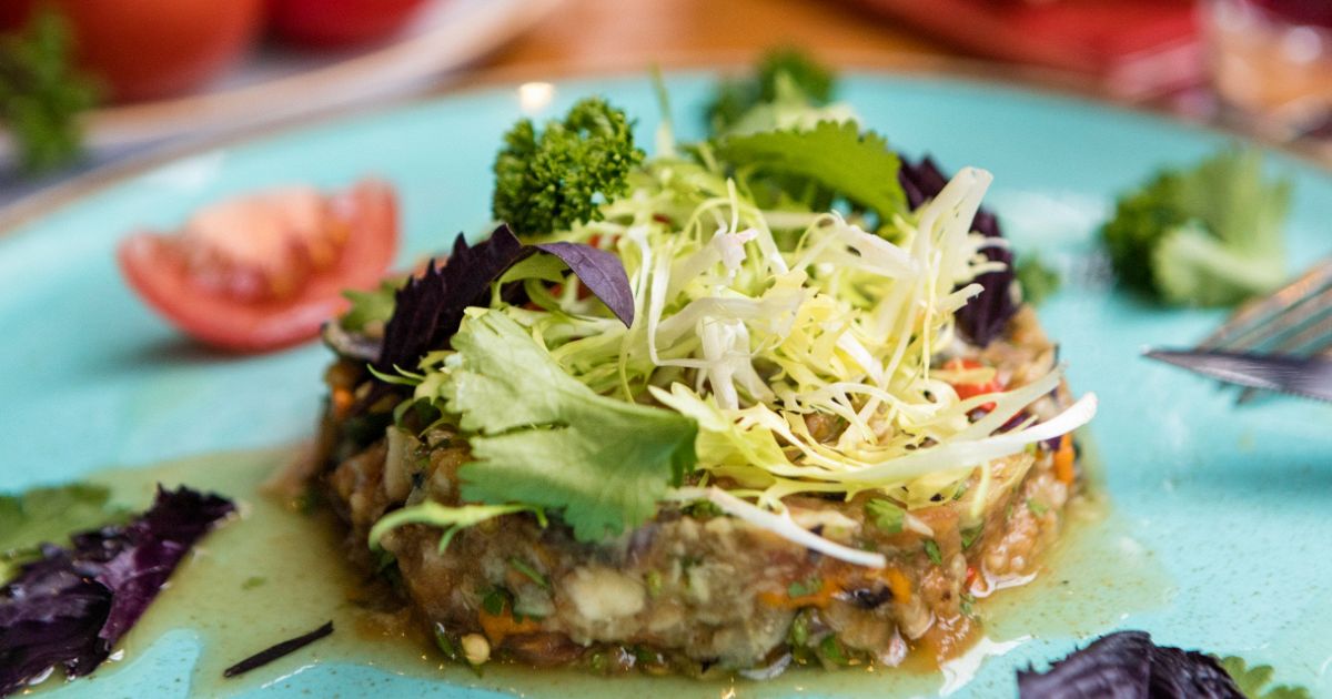 Koi Pla, il rischioso piatto prelibato e l'allarme per la salute