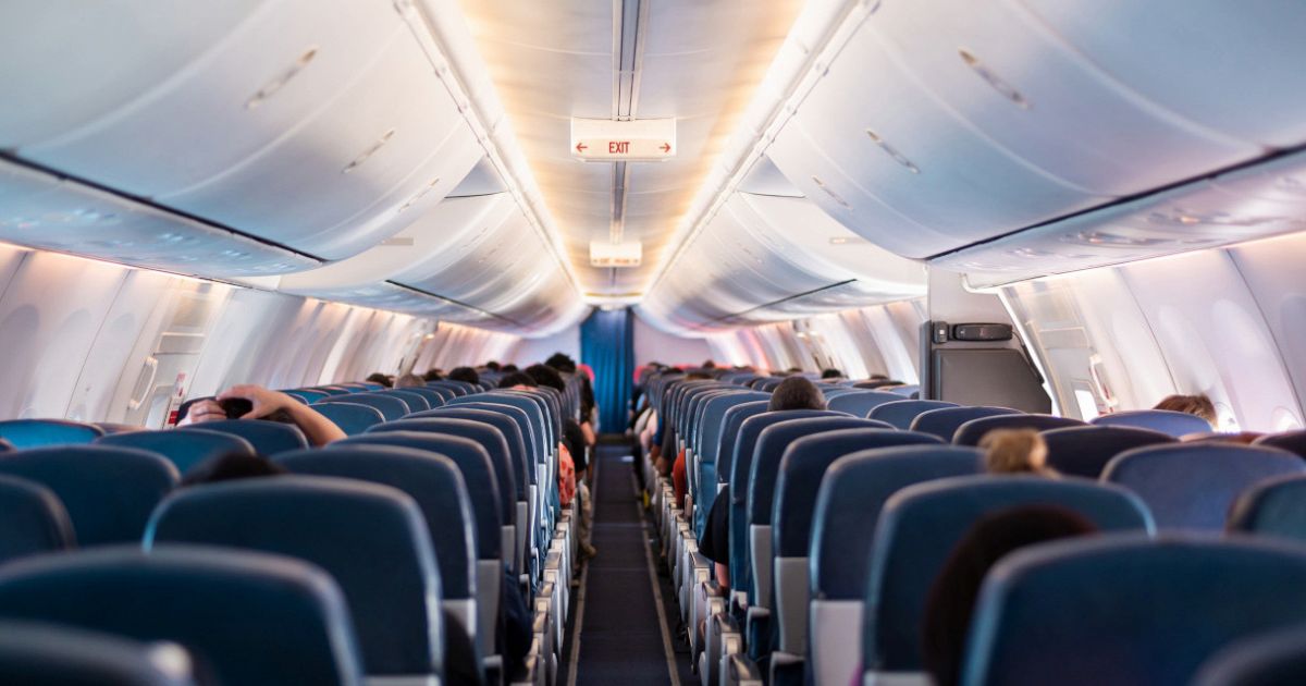 Ottieni il miglior posto sull'aereo con un semplice trucco: ecco perché ...