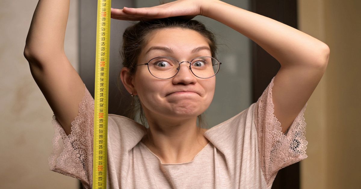 Dai 115 ai 150 cm: la ragazza che è 'cresciuta' 35 cm grazie alla chirurgia. Come ha fatto