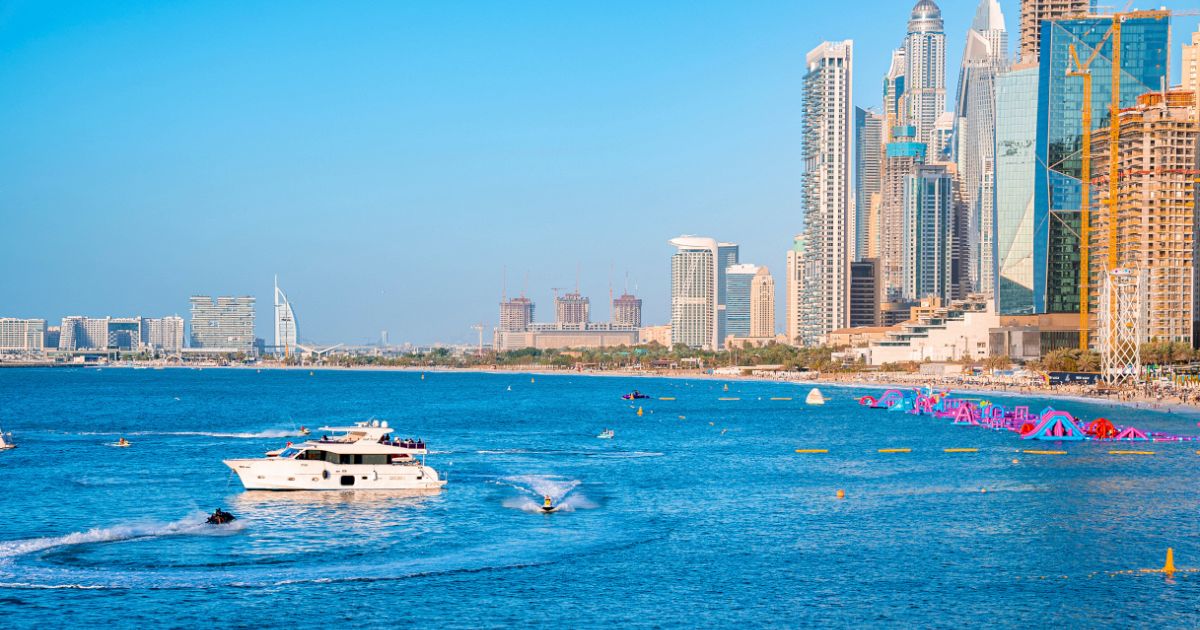 La guerra diventa un trend sui social: da Dubai influencer e turisti si ...