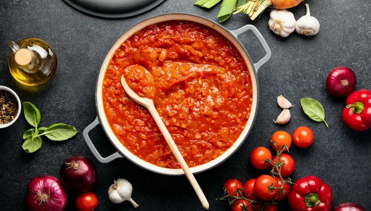 Sugo di pomodoro: come cucinarlo evitando gli errori più comuni