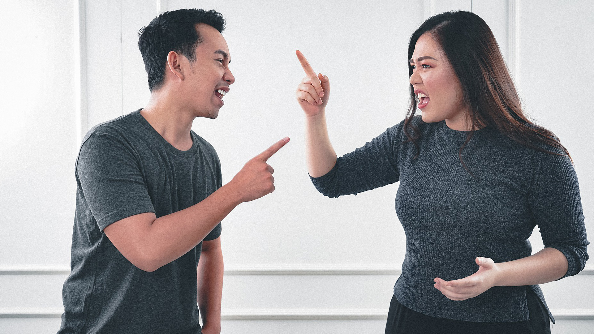 Tra moglie e marito non mettere il dito